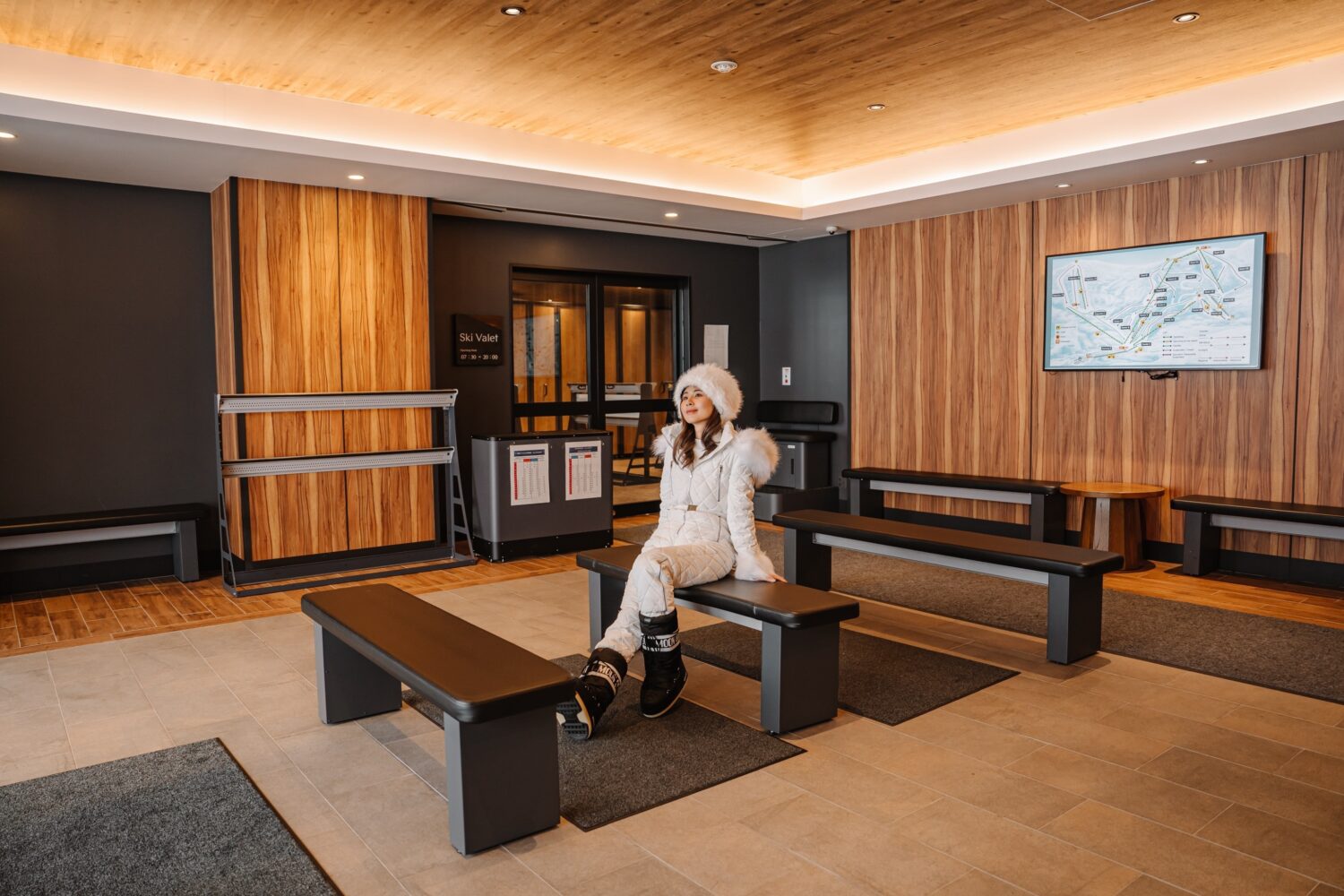 Ski Valet | Yu Kiroro Hotel